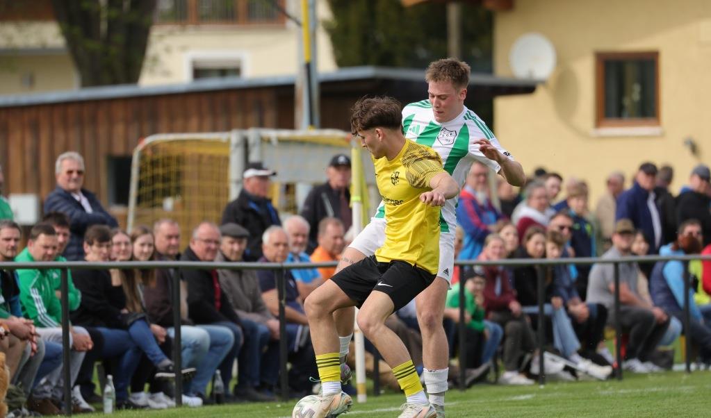 Der FC Furth im Wald gewinnt das Stadt-Derby