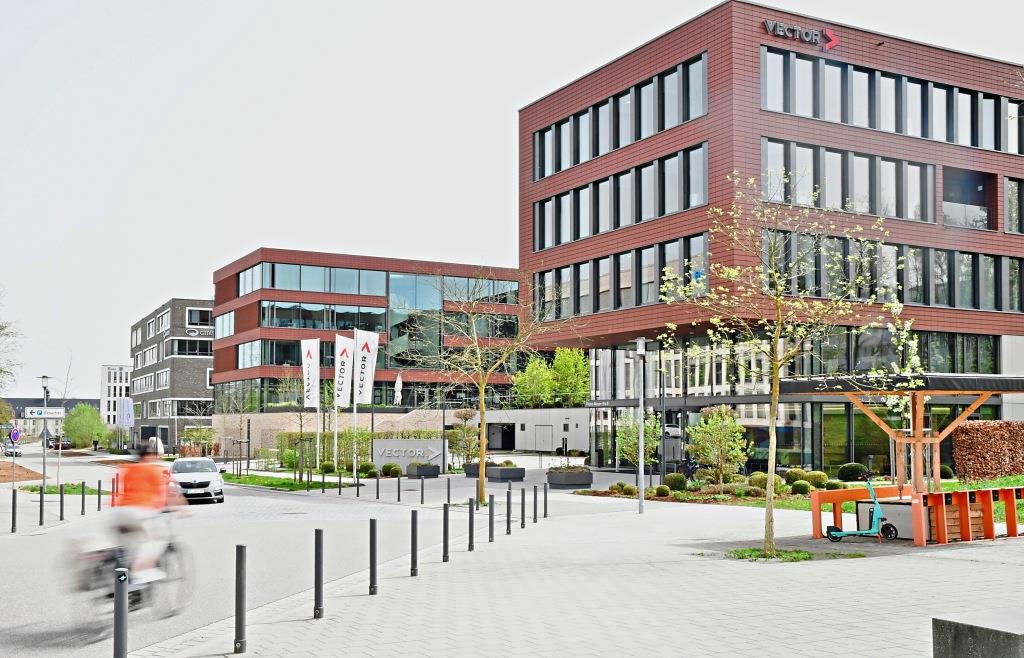 Software-Entwickler Vector baut am Standort Regensburg aus
