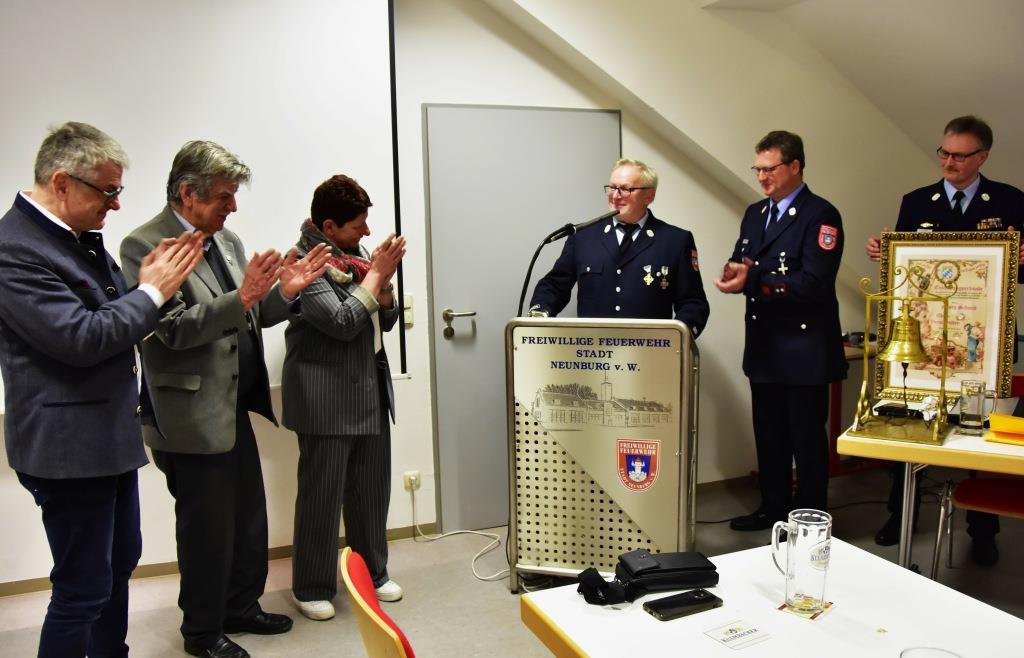 Georg Schmid ist nun Ehrenvorsitzender der Feuerwehr Neunburg