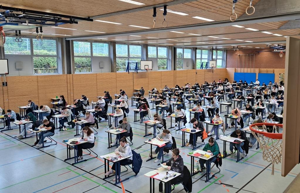 Letzter G8-Jahrgang startet an Kelheimer Gymnasien ins Abitur