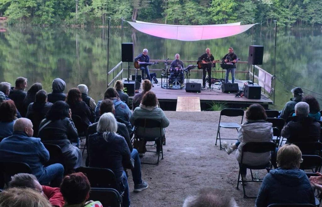 Live-Konzert mit „Schmex“ am Hammersee in Bodenwöhr begeisterte die Zuhörer