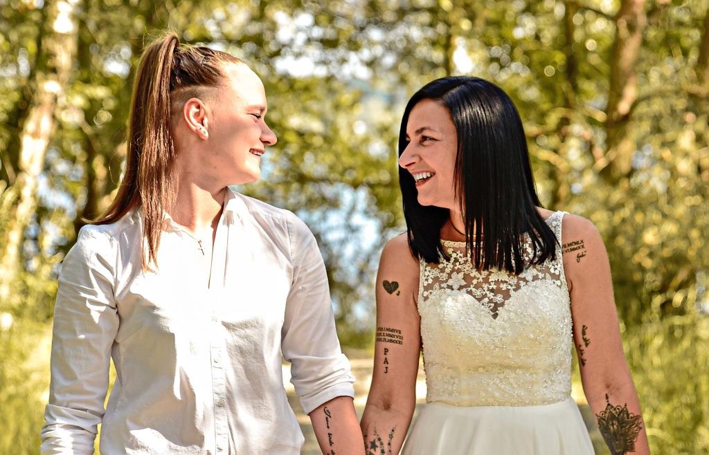 Große Liebe über Umwege: Hochzeit von Ramona und Michaela Hauser bewegte Tausende
