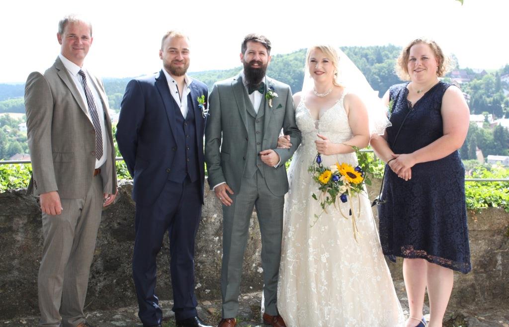 Wolfgang und Susanne Krottenthaler haben auf Burg Falkenstein geheiratet