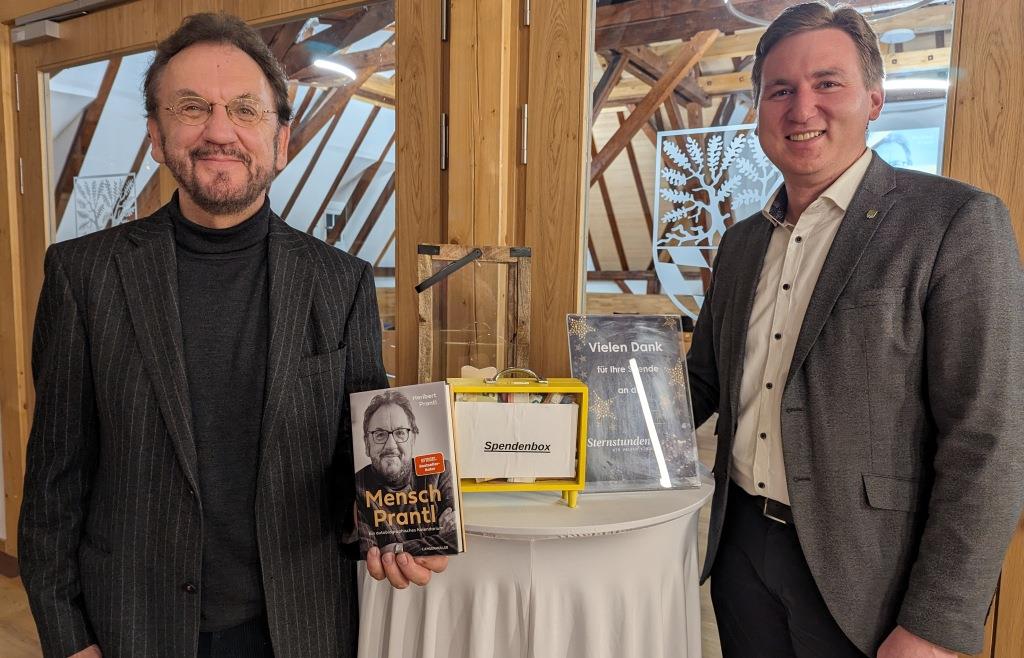 Premiere im Nittenauer Rathaus: Journalist Heribert Prantl stellte sein ...