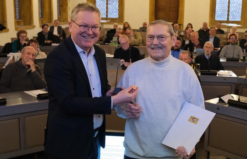 Stadt Amberg ehrte treuen Naturschützer: Werner Scharf wacht über das ...