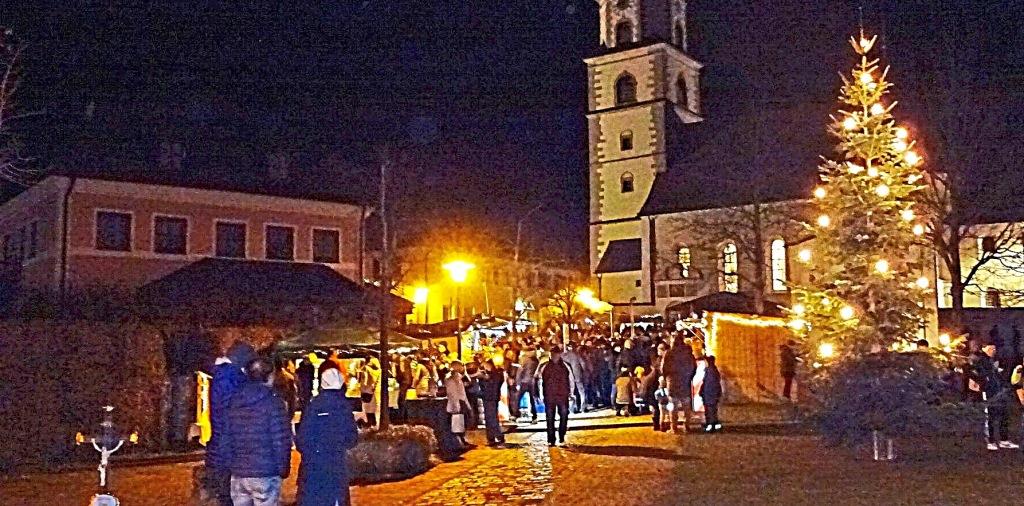 Adventsmarkt war ein Besuchermagnet