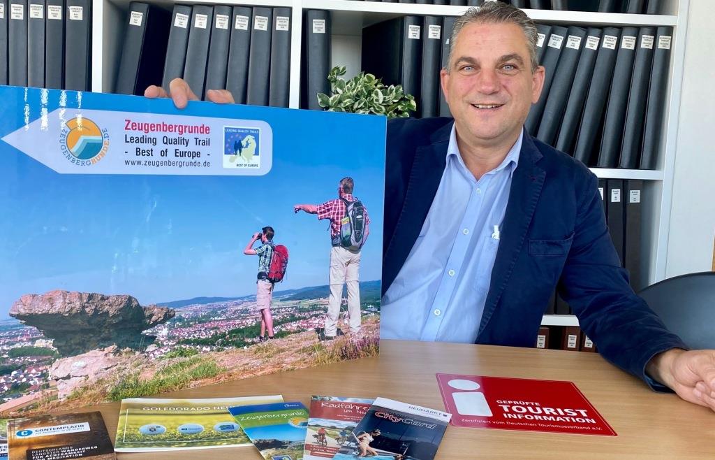 Er macht Neumarkt in der Welt bekannt: Rainer Seitz ist Chef im Amt für Touristik