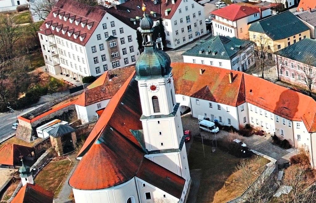 Pfarrer Thomas Winderl nutzt als einer der ersten im Bistum Regensburg ...