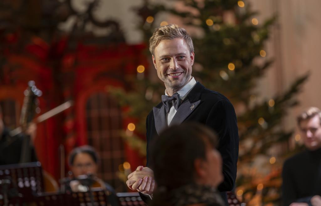 Bariton Benjamin Appl und die Domspatzen auf allen Kanälen