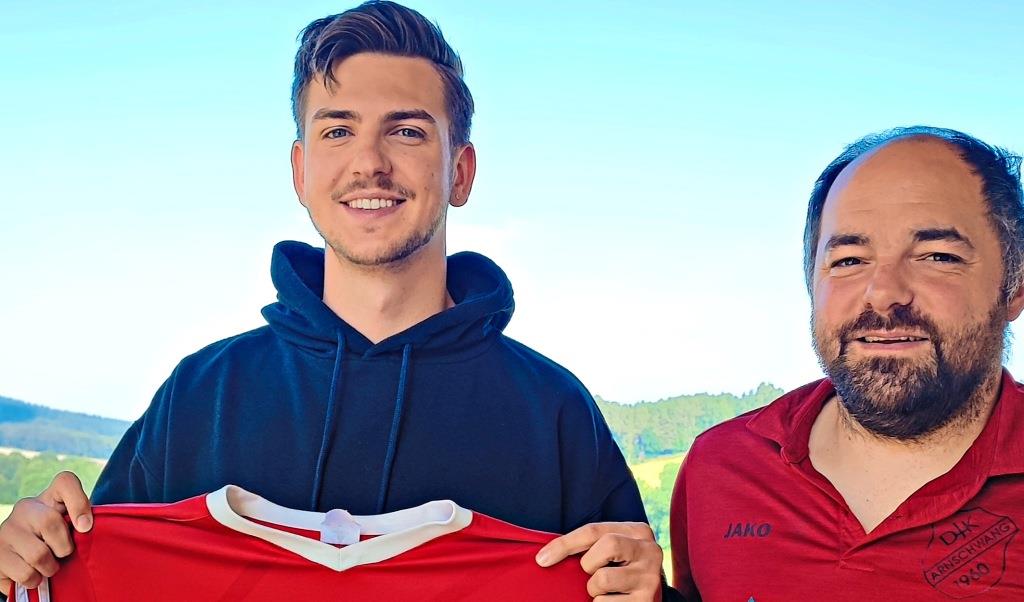 Die DJK Arnschwang verpflichtet Johannes Conrady und Henry Hofbauer