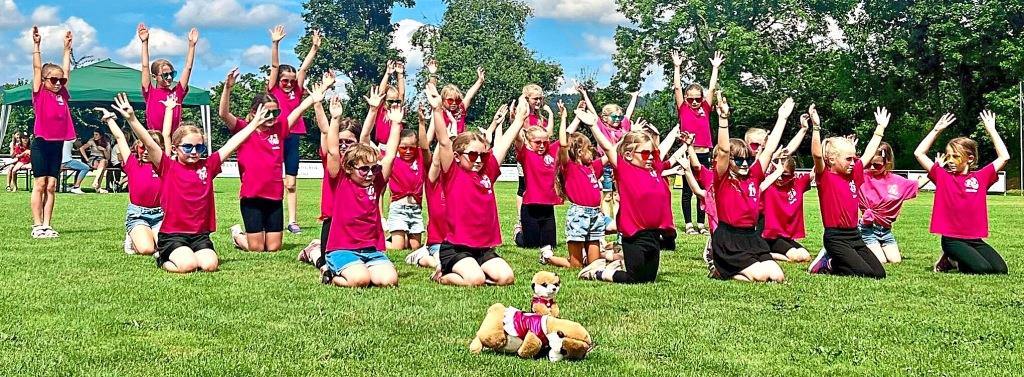 Lachende Kinder beim SV Sarching