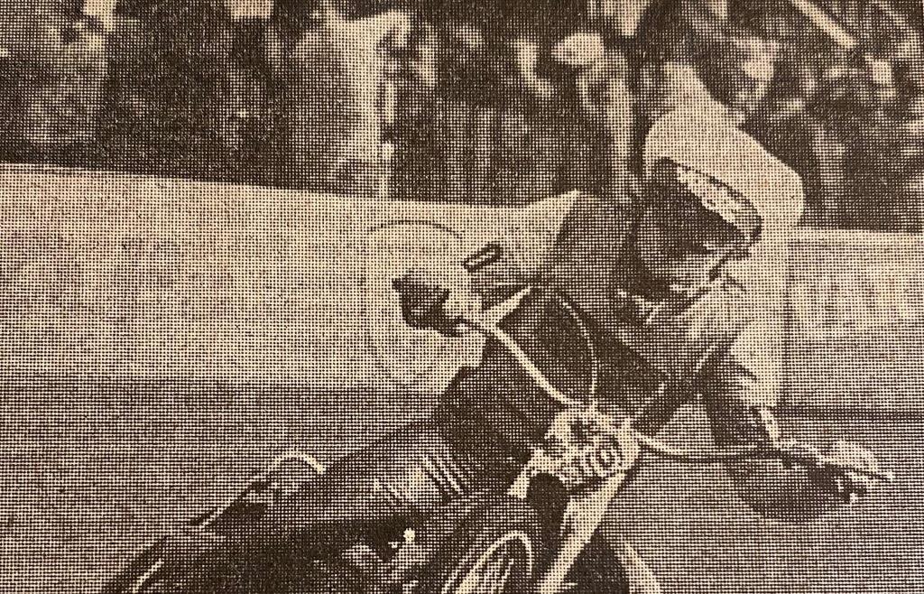 Als Deutschlands bester Speedwayfahrer in Abensberg an den Start ging