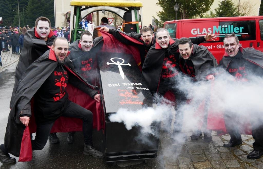 Fasching 2024: Alle großen Faschingszüge und -veranstaltungen in der ...