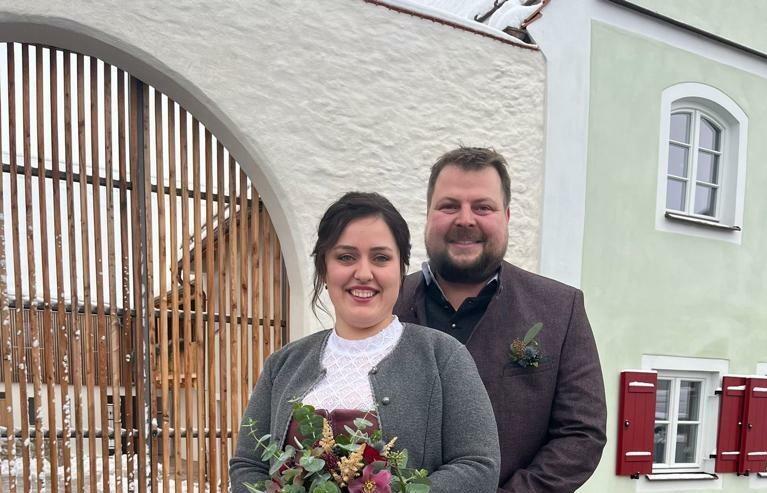 Flittern in Finnland: Lena Zunner und Andreas Eichinger haben in Freystadt geheiratet