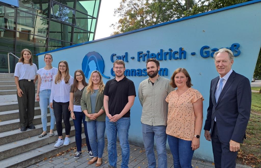 Neun neue Lehrkräfte am Schwandorfer Carl-Friedrich-Gauß-Gymnasium