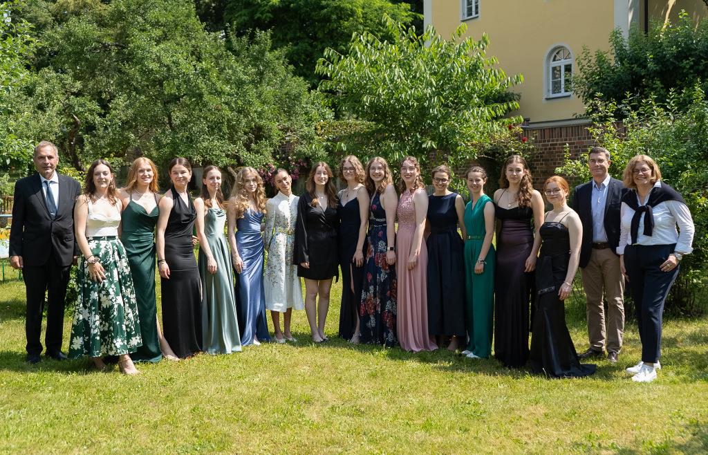 St. Marien-Gymnasium: 49 Abiturientinnen freuen sich über einen ...