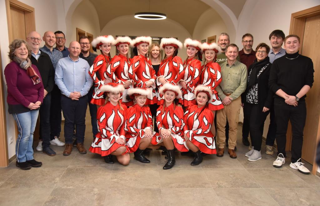 Pfarrjugend und das Faschingskomitee halten die Dorfgemeinschaft in ...