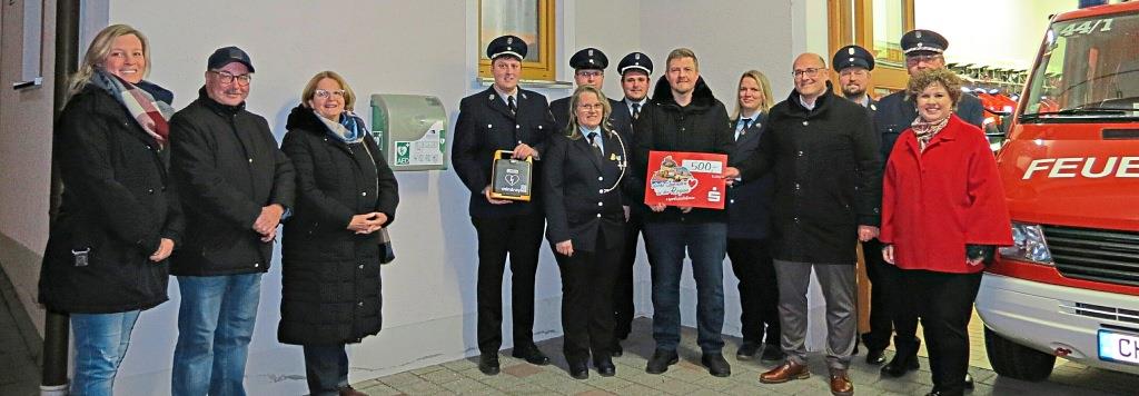 Fronau hat einen Defibrillator