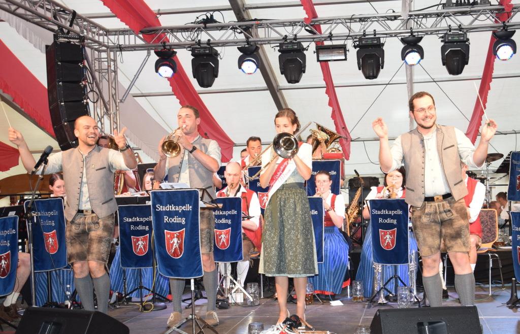 Rodinger Volksfest: Feuerwerk sowie Städte- und Gemeindetreffen waren ...