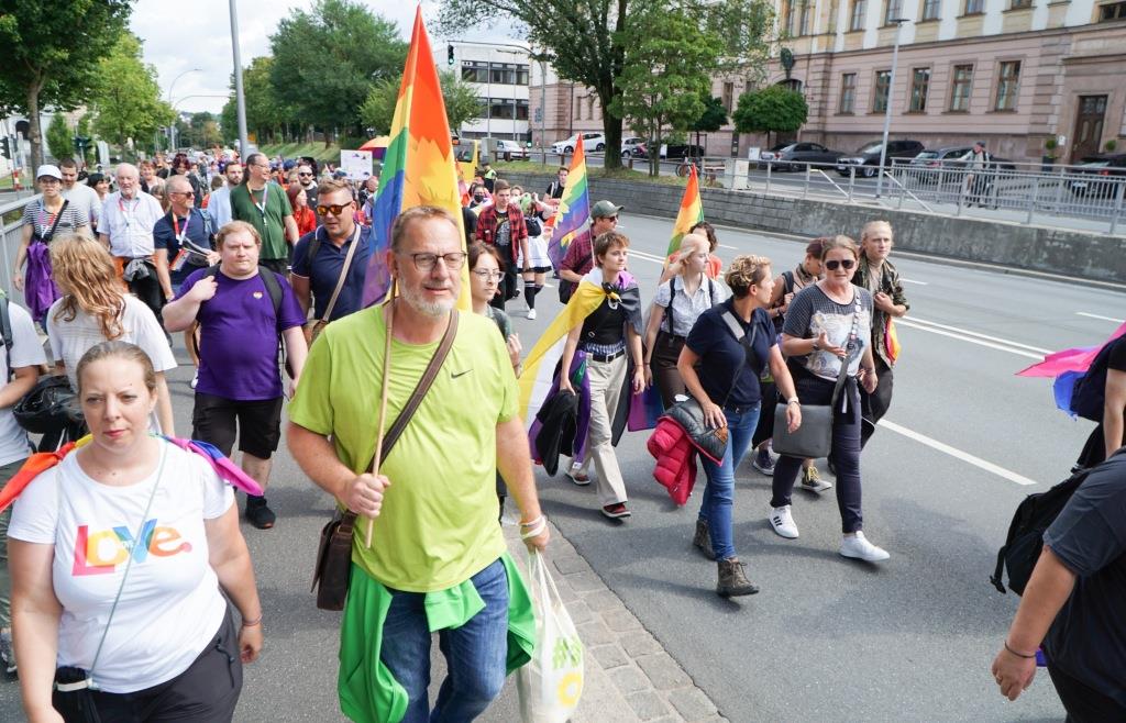 Erster Christopher-Street-Day in Cham: Viele Parteien und ...