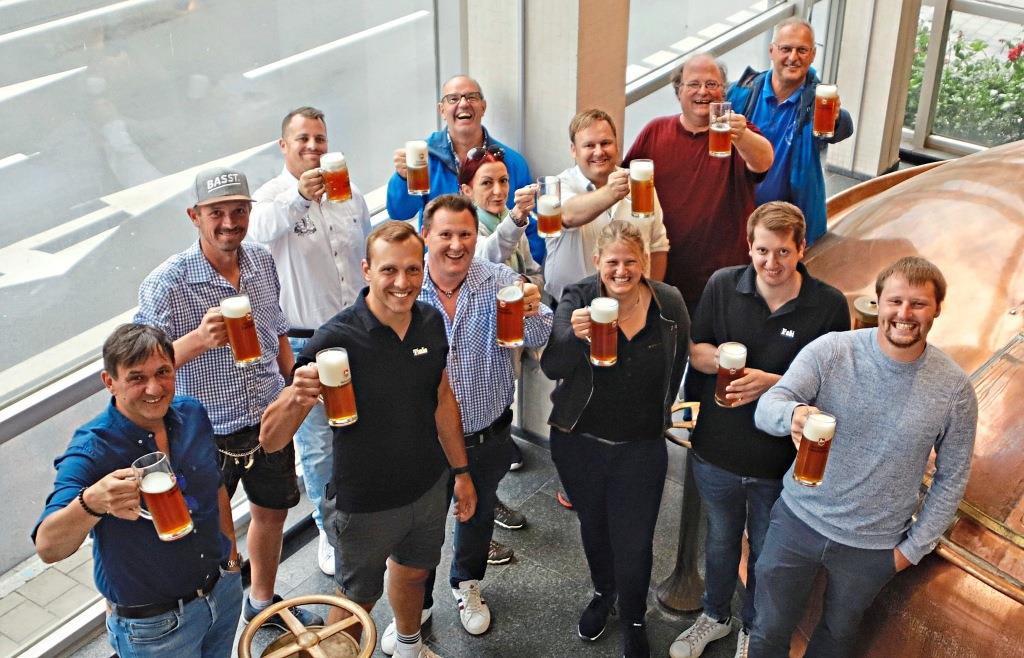 Jacobi-Kirwa lockt nach Köstlbach: Bier besteht den Geschmackstest