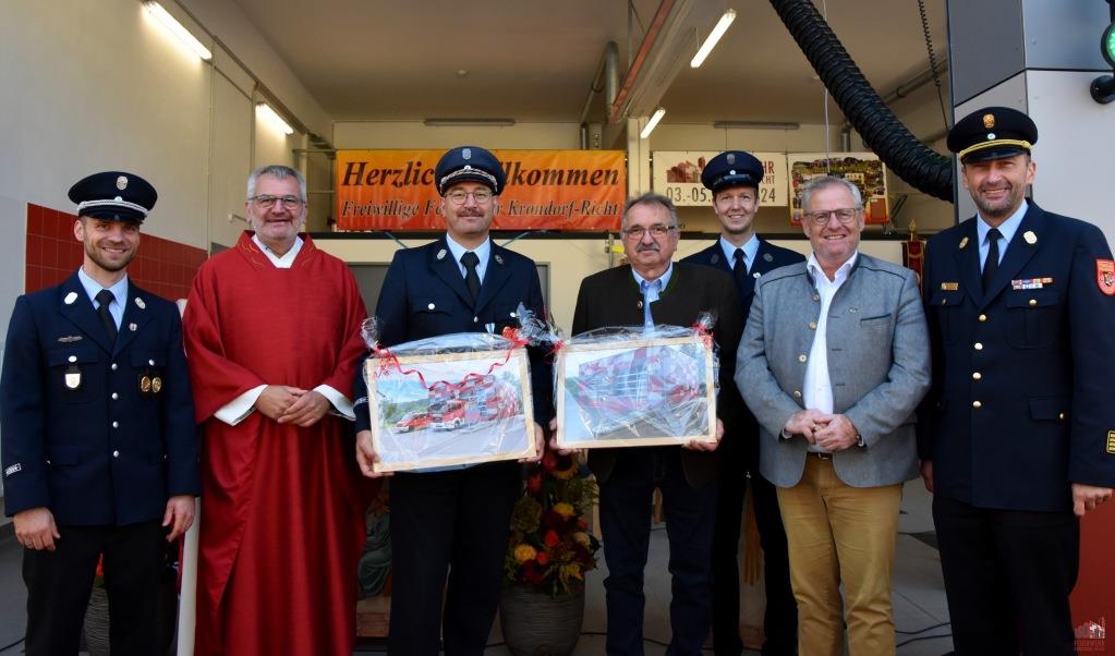 Krondorfer Feuerwehr präsentiert neues Gerätehaus – Aktive und Jüngste ...