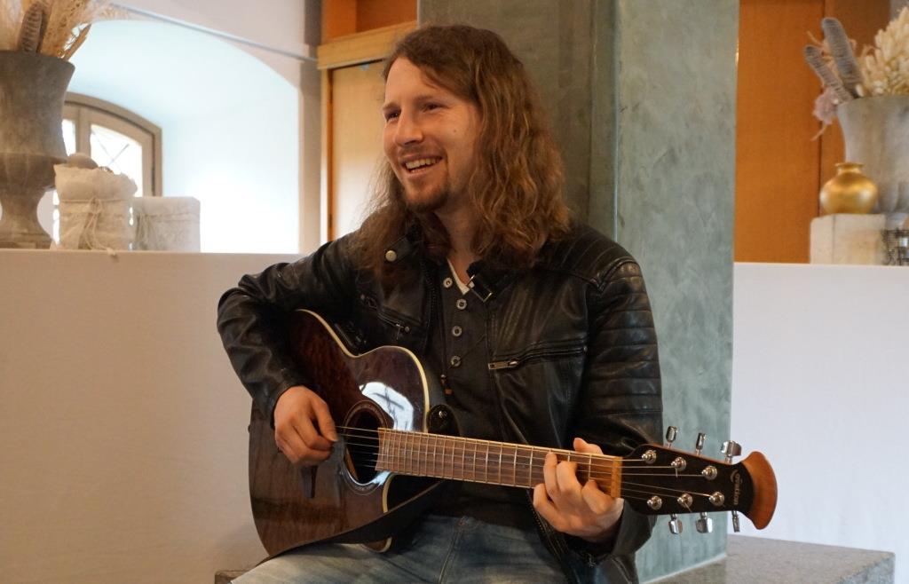 Musiker mit Jagdschein: Dominik Winderl aus Rötz mag nicht nur die ...