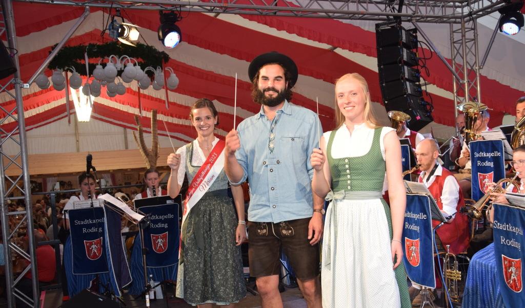 Rodinger Volksfest: Feuerwerk sowie Städte- und Gemeindetreffen waren ...