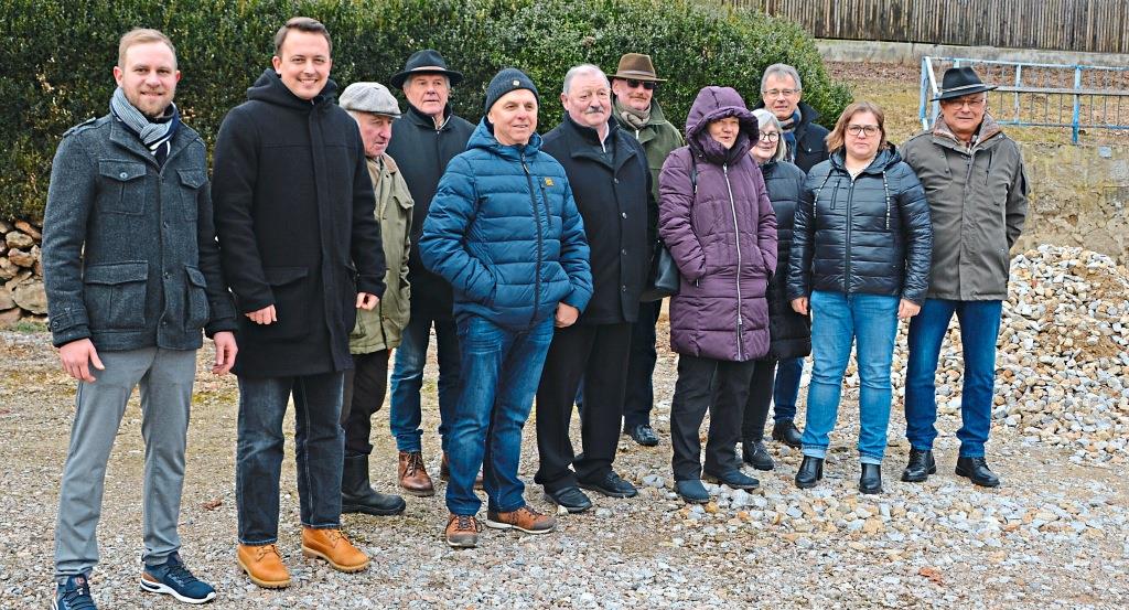 Neuer Dorfplatz soll Waffenbrunn beleben