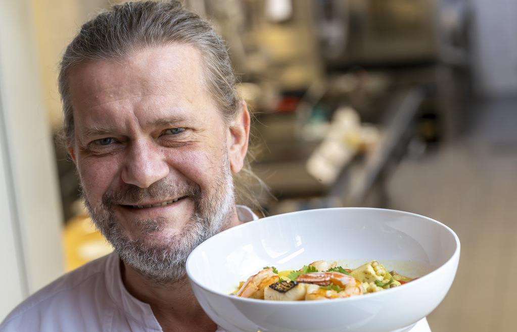 Curry mit Charakter: Martin Kagerer vom „Zwischengrün“ kocht Curry mit ...