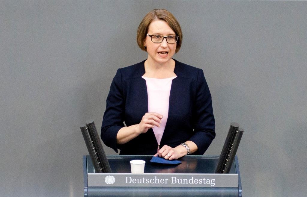 MdB Susanne Hierl (CSU) über die Zukunft der Bundeswehr, die Rolle der ...