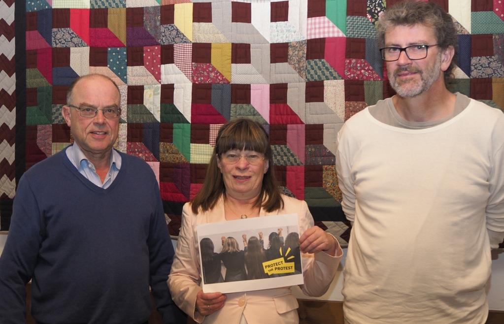 Barbara Beck weiter an der Spitze von Amnesty International in Schwandorf