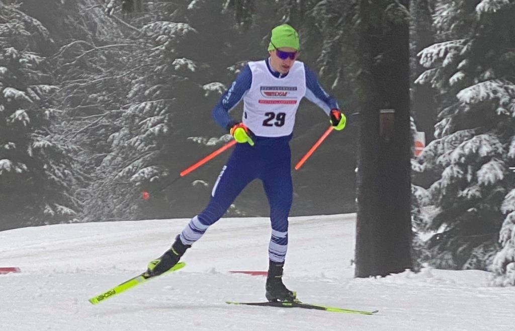 Platz sechs im Conti-Cup: Tobias Buscheck meistert den ersten Schritt ...