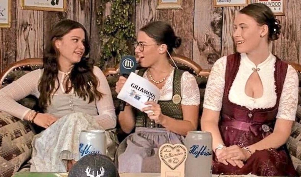 Gillamoos-TV: Die Kandidatinnen auf der Couch im Biergartenstudio in ...