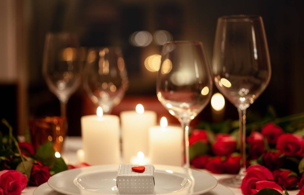 Valentinstag 2026: Drei kreative Ideen für ein romantisches Date in Bayern