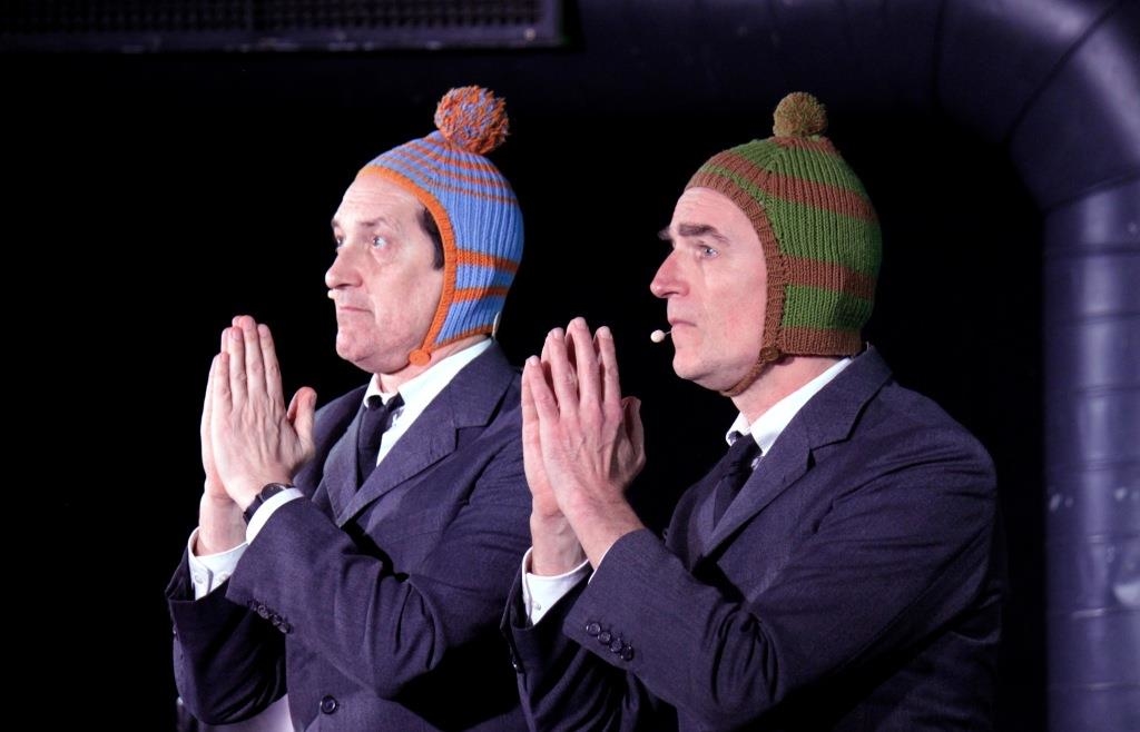 Komiker-Duo Ulan & Bator begeistert mit „Krazy Kabarett“ in der Alten Mälze