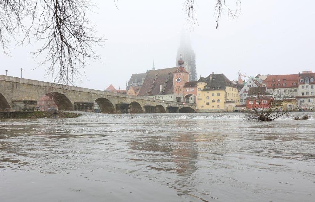 Hochwasser: In Regensburg tritt die Donau erneut über die Ufer