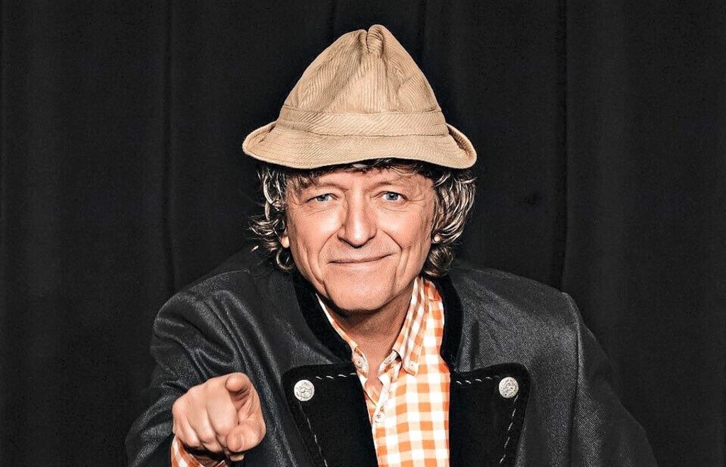 Erwin Pelzig tritt mit seinem Programm „Der wunde Punkt“ in Neunburg auf