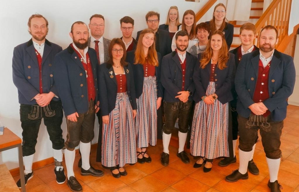 Dirigentin der Trachtenkapelle Hohenburg erhielt Auszeichnung