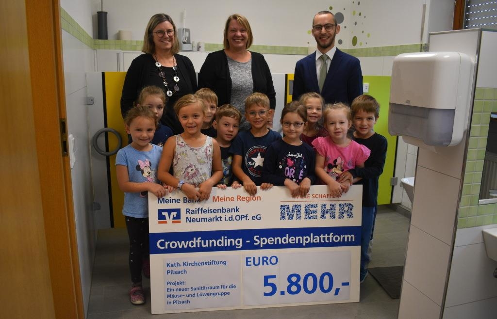 5800 Euro Spenden für die Erneuerung der Waschräume im Pilsacher ...