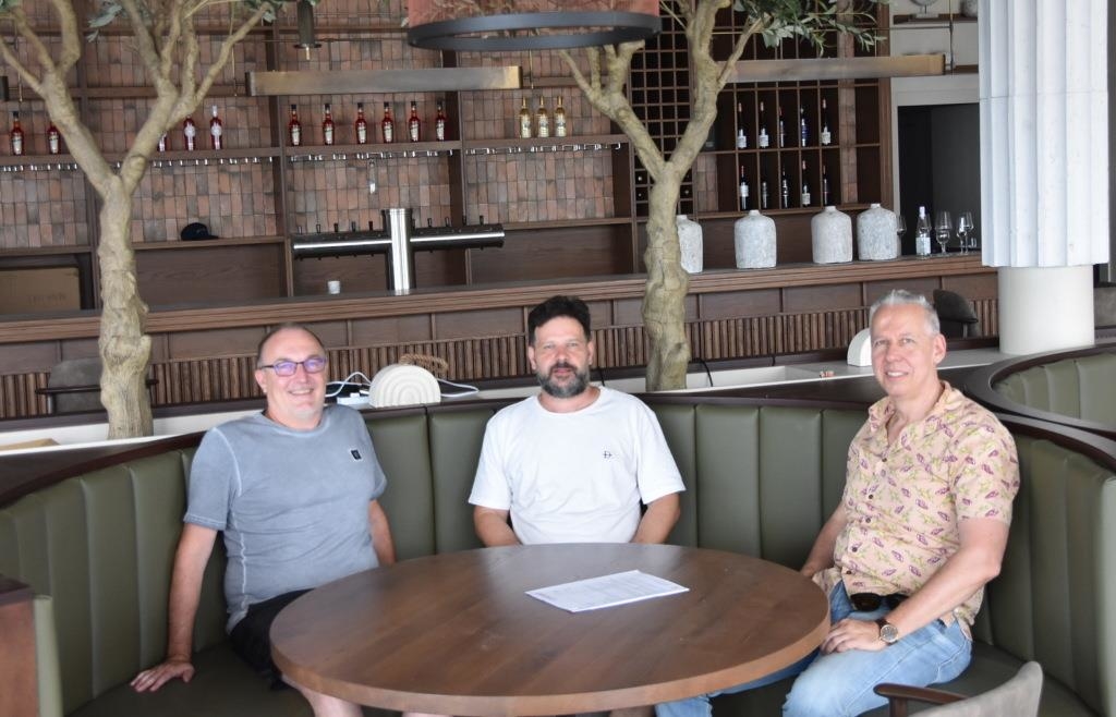 Nikos Traum wird wahr: Das Akropolis startet am neuen Standort in Velburg