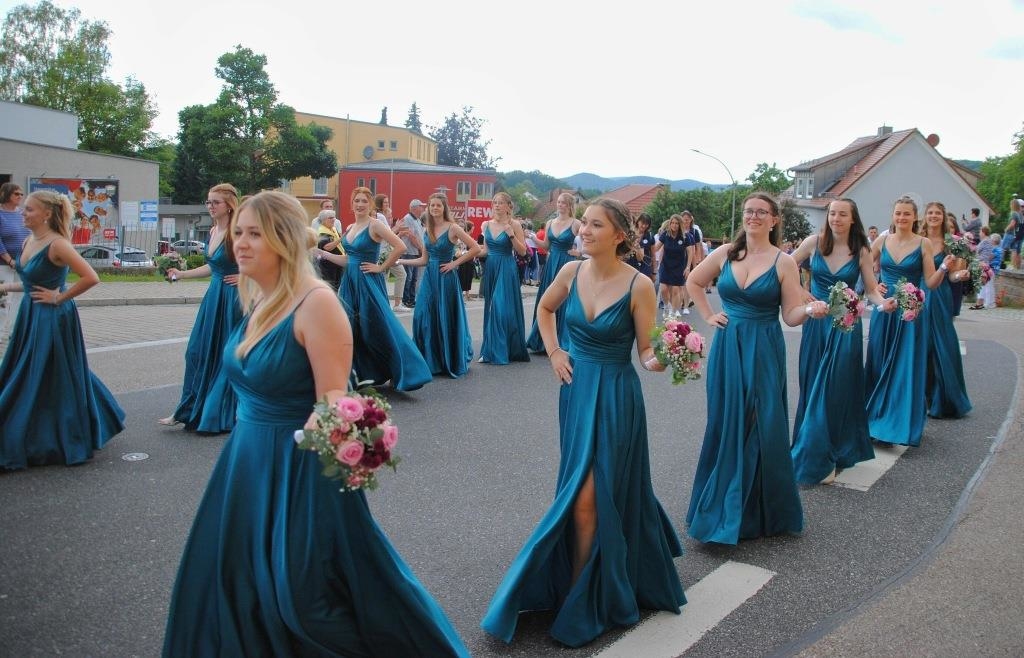 TV Parsberg feiert mit großem Festzug – Minister Füracker äußert ...