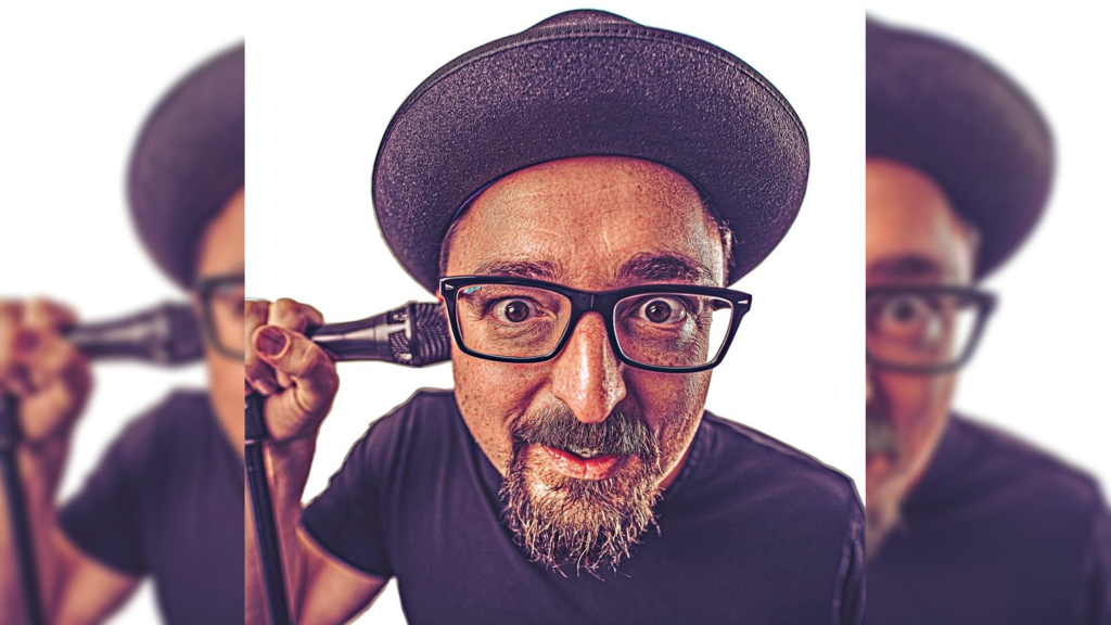 Helmut A. Binser live in Falkenfels