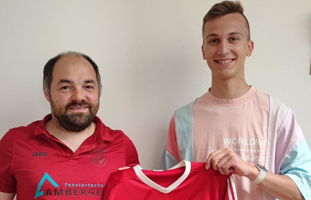 Die DJK Arnschwang verpflichtet Johannes Conrady und Henry Hofbauer