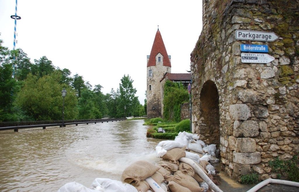 Rückblick mit Bildergalerie: Hochwasser 2013 in Abensberg