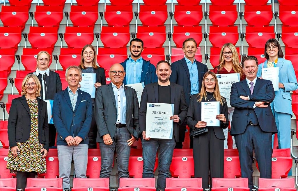 Imagedetailkb Ehrt 35 Langjahrige Mitarbeiter Region Cham Mittelbayerische 2022 09 01220366