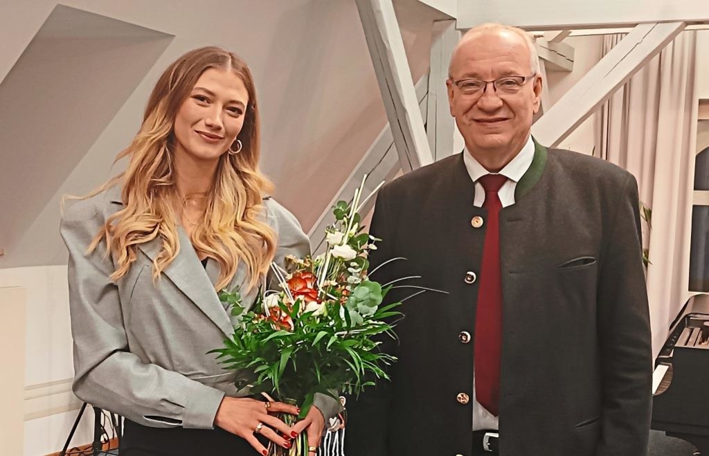 Rückkehr zu musikalischen Wurzeln: Sängerin Leony gab in Cham Einblicke ...