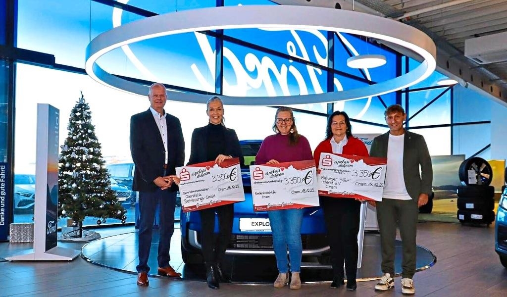 Autohaus Stauner übergibt Spenden aus E-Testfahrten-Aktion an Chamer ...