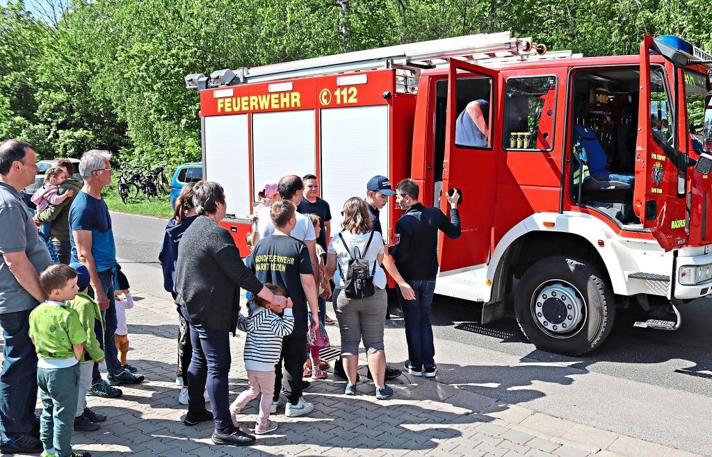 Sonnenschein und beste Stimmung beim Feuerwehrfest in Rieden