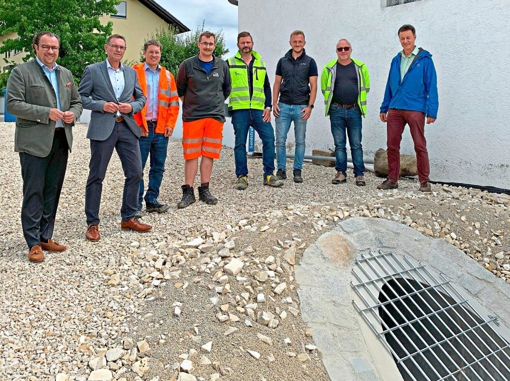 Neuer offener Graben schützt Sandharlanden vor Starkregen